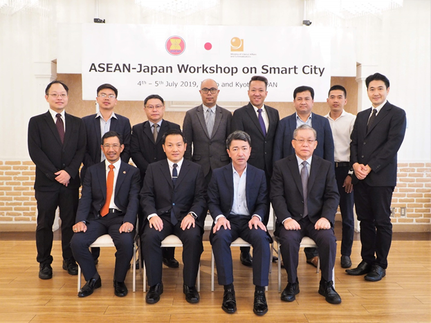 2019/07/06 ທ່ານ ປອ ທະວີສັກ ມະໂນທັມ ເຂົ້າຮ່ວມກອງປະຊຸມສໍາມະນາ ...